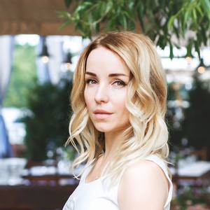 Ludmila Mihalina | Saatchi Art