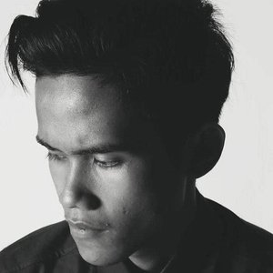 Faris Rozlin | Saatchi Art