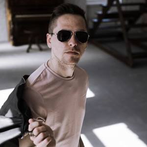 Yeuhen Tarabun | Saatchi Art