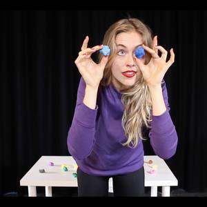 Anna Frijstein | Saatchi Art