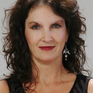 Lynne Logan | Saatchi Art