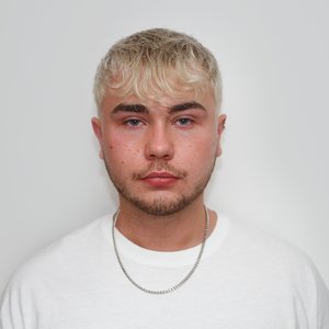 Alex Parmenter's Instagram, Twitter & Facebook on IDCrawl