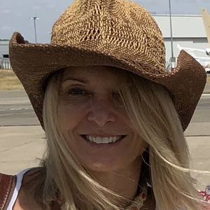 Mara Sippel | Saatchi Art