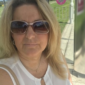 Catherine Mackie | Saatchi Art