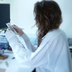 Gwendlyn Elwe | Saatchi Art