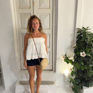 Molly Jane Phillips | Saatchi Art