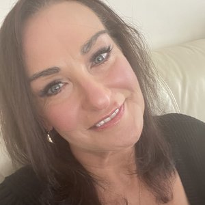 Doreen Thomas | Saatchi Art