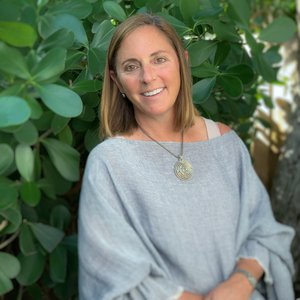 Susan Currie | Saatchi Art