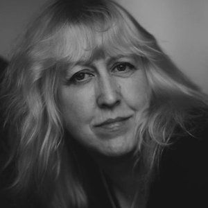 Angi Wallace | Saatchi Art