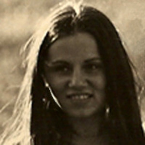 Anna Contes Maguire | Saatchi Art