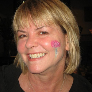 Suzanne Batchelor | Saatchi Art