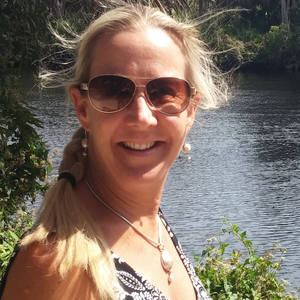 Lori Hoffman | Saatchi Art